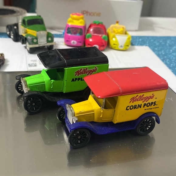 MATCHBOX | Toys | Vintage 986 Corn Pops And Apple Jacks Toy Cars Yellow ...